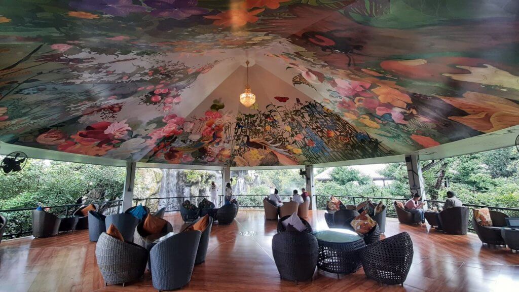 Chiang Rai Attraktion – Lalitta Cafe | Stefan in Thailand